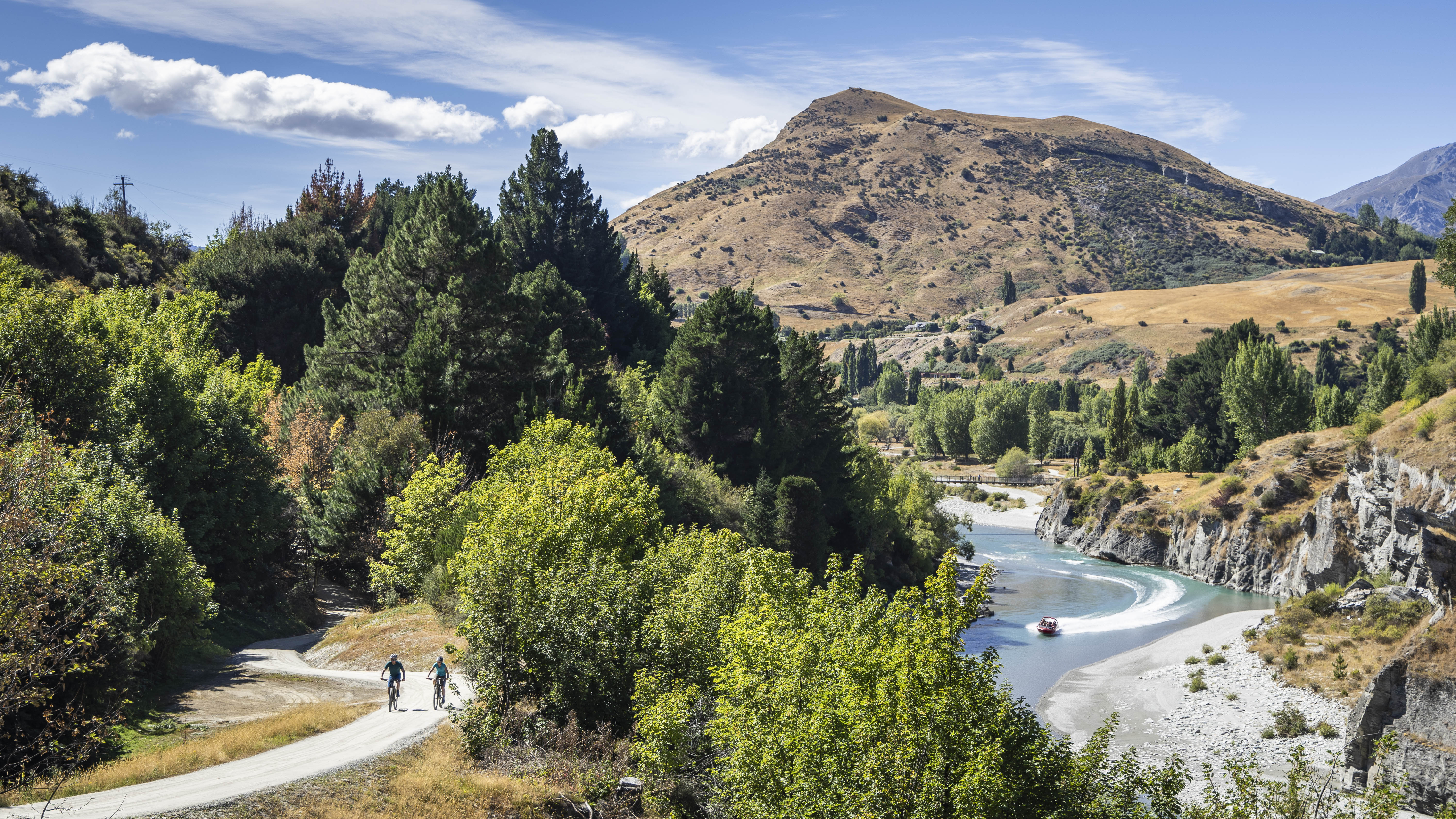 Why Riding a Bike is the Best Way to Explore New Zealand | Otago Trail Hub